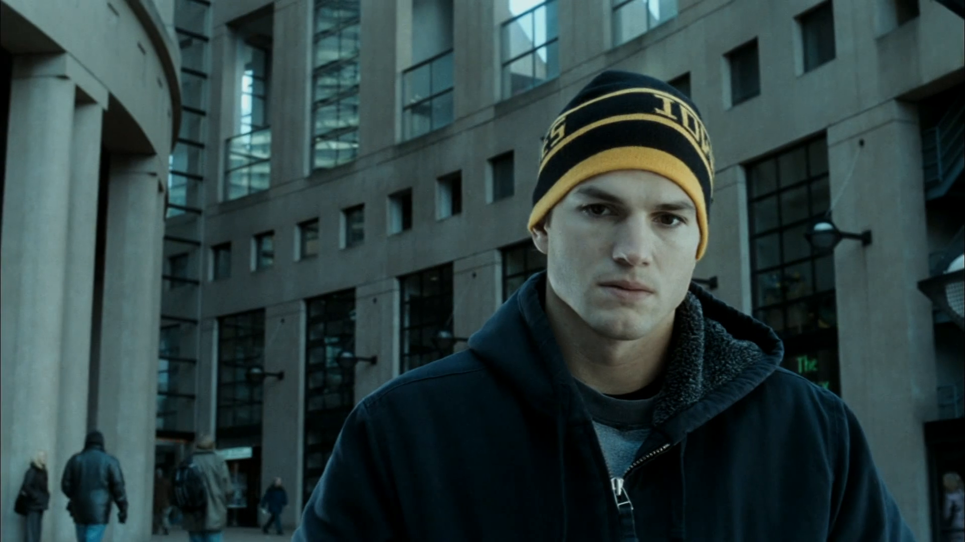 Lost and Found: Personal Effects – The Starfire Lounge