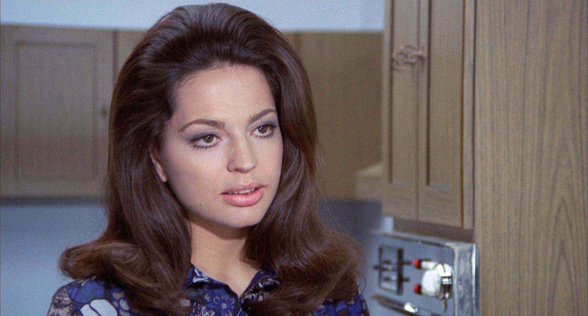 Giallogy: Five Dolls for an August Moon – The Starfire Lounge